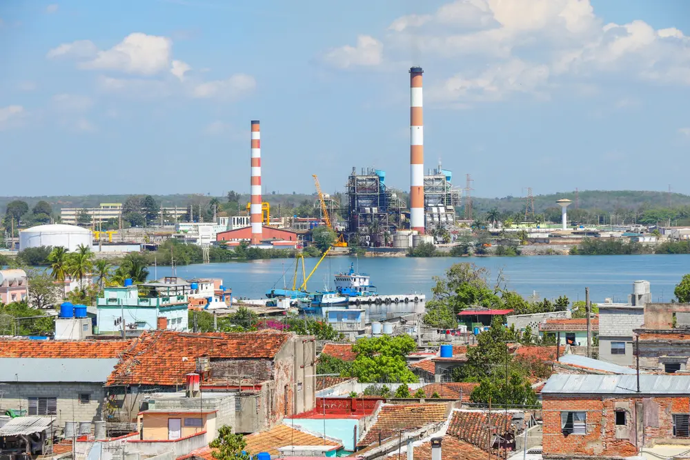 Cuba sustains efforts to restore electric power