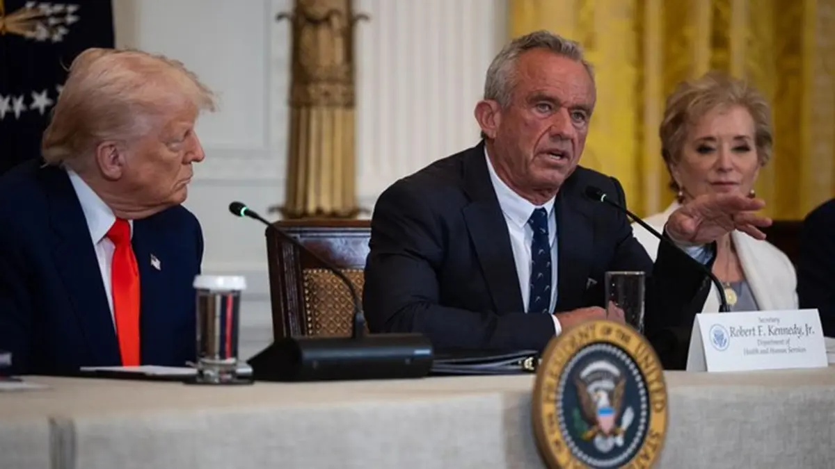 Former U.S. Officials Criticize Secretary Kennedy for Endangering ...