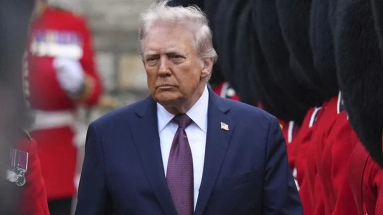 Trump Bars Australia’s ABC From Press Conference in London - teleSUR ...