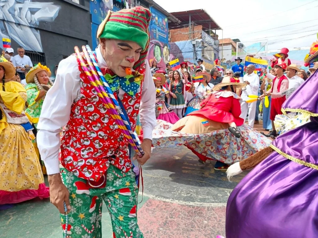 Venezuela Kicks Off Christmas Celebrations with Parades and Street ...