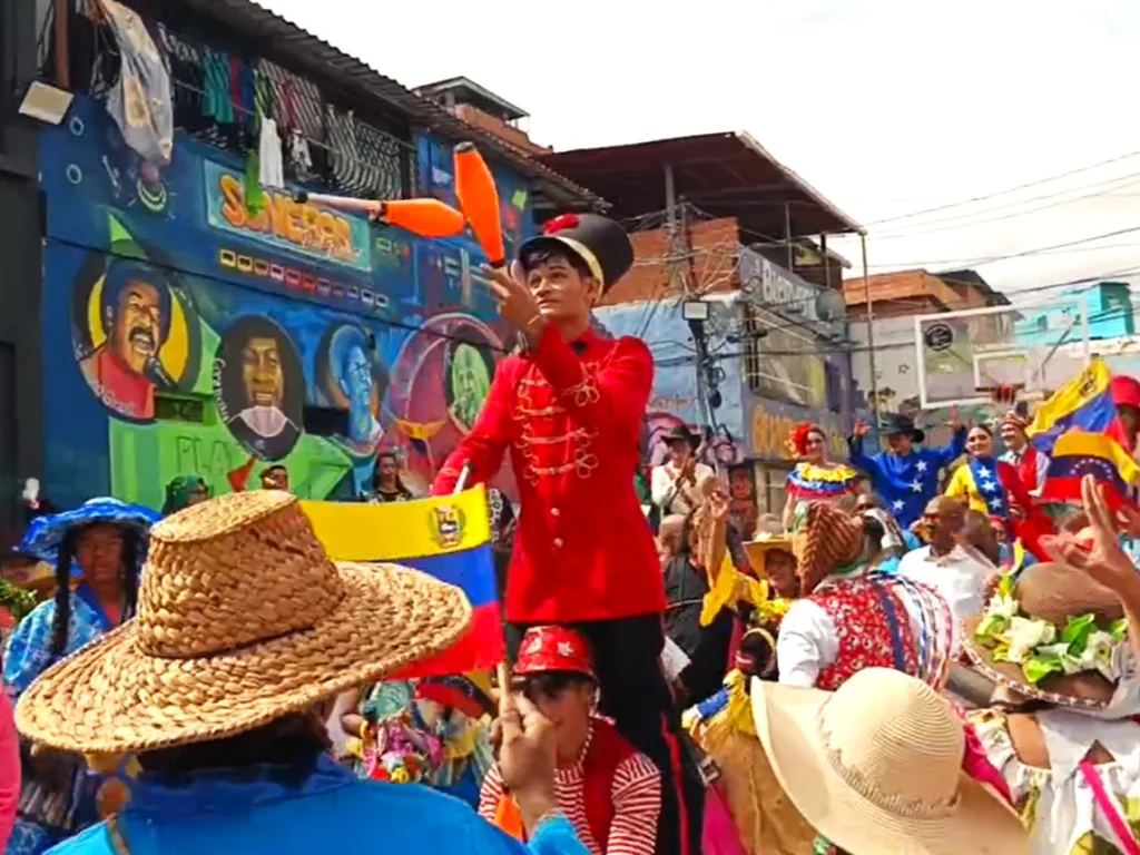 Venezuela Kicks Off Christmas Celebrations with Parades and Street ...